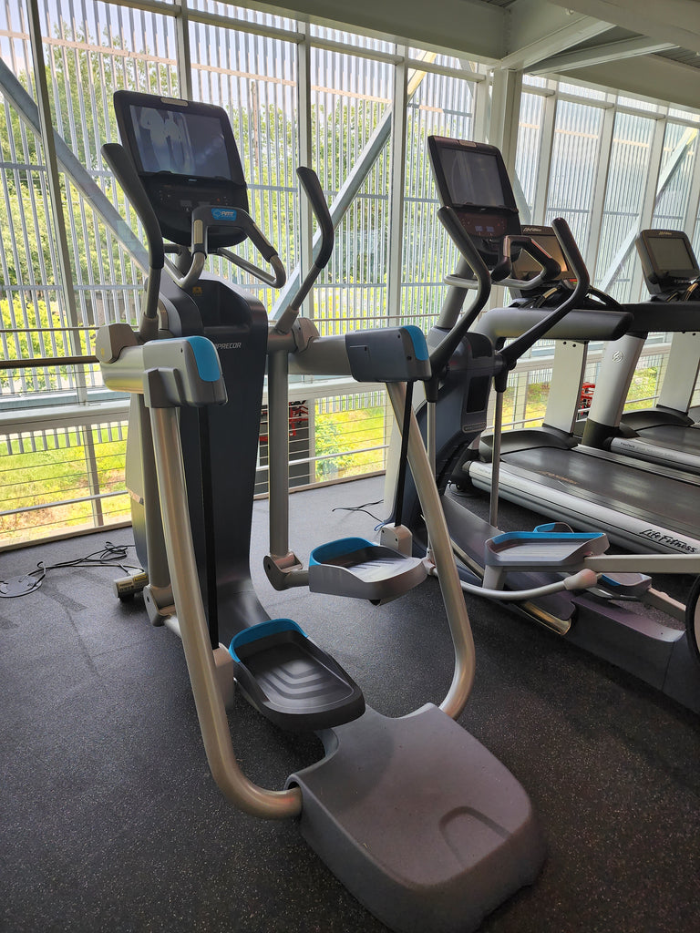 Precor AMT 885 Crosstrainer with P82 Console – CFF STRENGTH EQUIPMENT ...