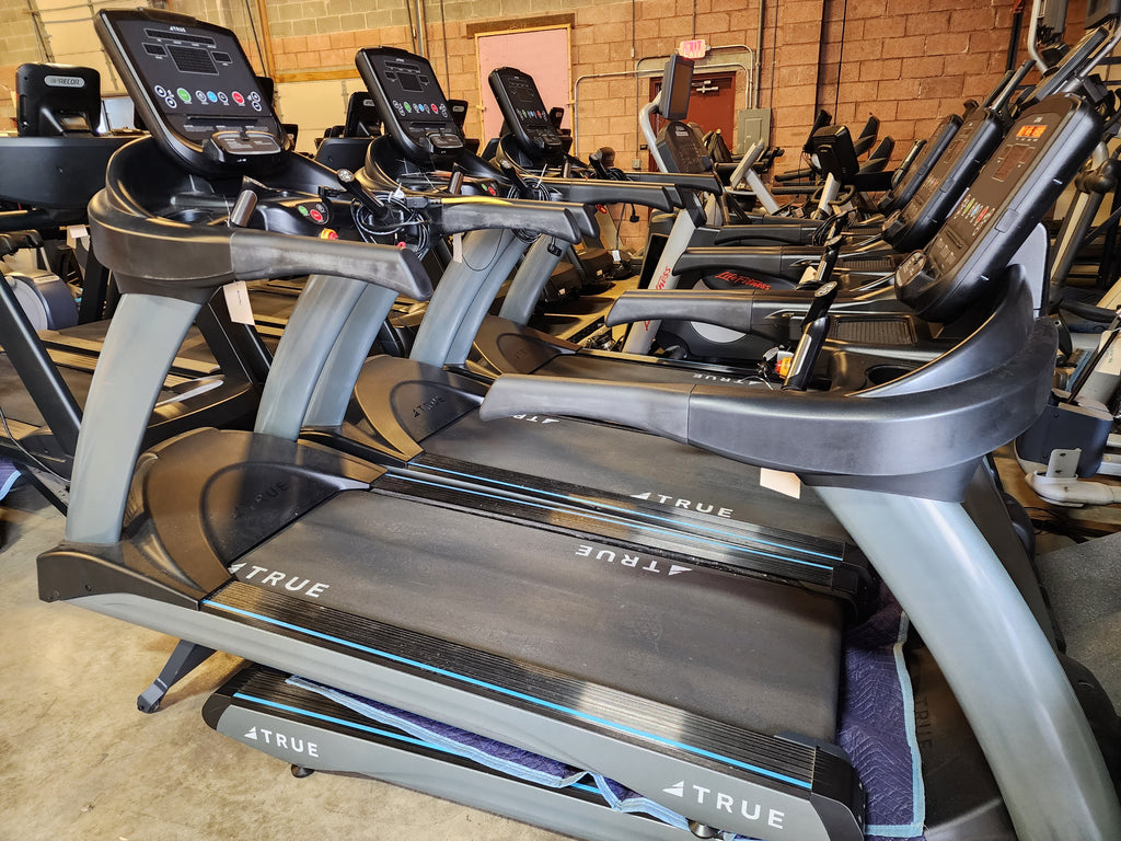 True Fitness CS900 Treadmill with Emerge Console | CFF Strength Equipment
