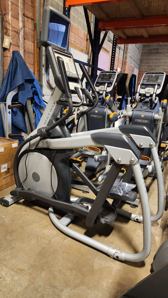 Matrix E5x Suspension Elliptical – CFF STRENGTH EQUIPMENT (CFF FIT)
