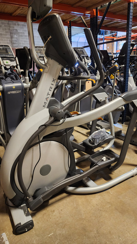 Matrix E5x Suspension Elliptical – CFF STRENGTH EQUIPMENT (CFF FIT)