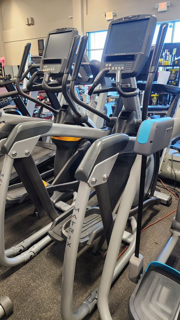 Matrix E7Xe Elliptical Suspension Trainer | CFF Strength Equipment