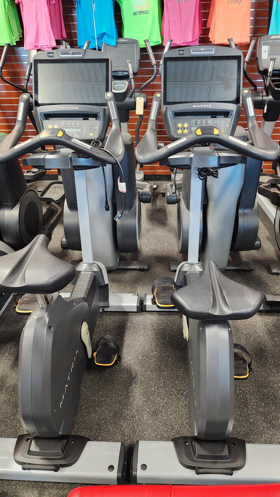 Matrix U7XI Upright Exercise Bike - Wifi | CFF Strength Equipment