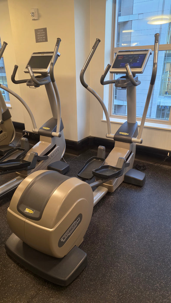 Technogym Synchro Excite 700 Elliptical | Unity 2.0 Console | CFF ...