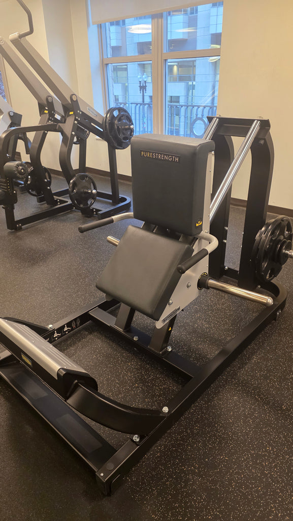 Technogym Pure Strength Calf Raise MG4500 | Plate LoadedMG4500 | CFF ...
