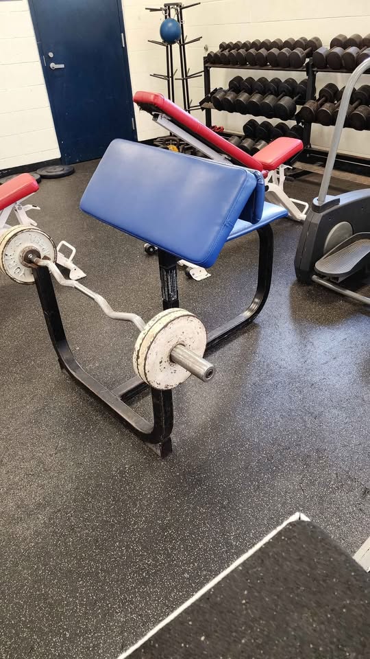 Preacher Curl Weight Bench - Pads are like new | CFF Strength Equipment