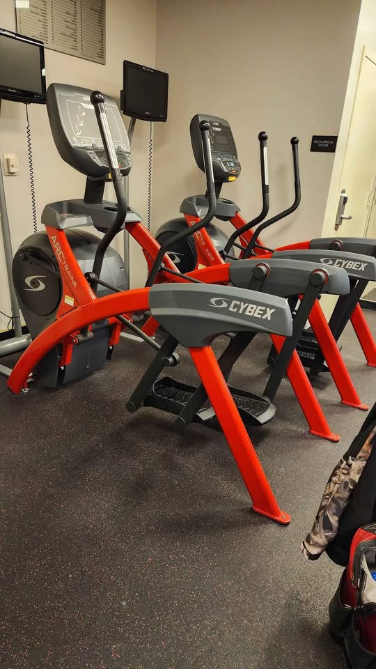 Cybex 625AT Total Body Arc Trainer – CFF STRENGTH EQUIPMENT (CFF FIT)