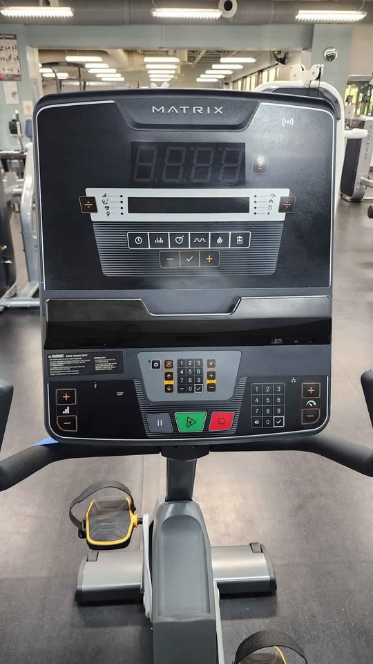 Matrix Performance Recumbent Bike with LED Console – CFF STRENGTH ...