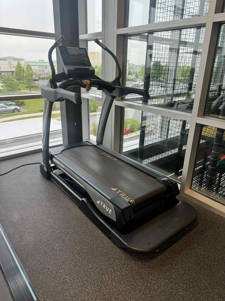 True Fitness Alpine Runner Incline Trainer TI1000 - Transcend 16" LCD ...