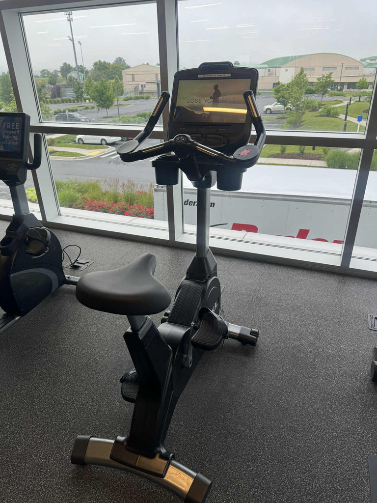 True U900 Upright Bike Envision 16 | Wholesale or Refurbished | CFF ...