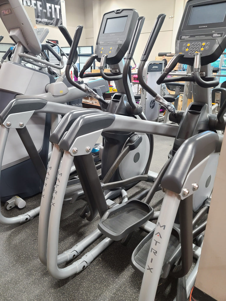 Matrix E3XE Elliptical w/Intergrated Touchscreen Dispaly | CFF Strength ...
