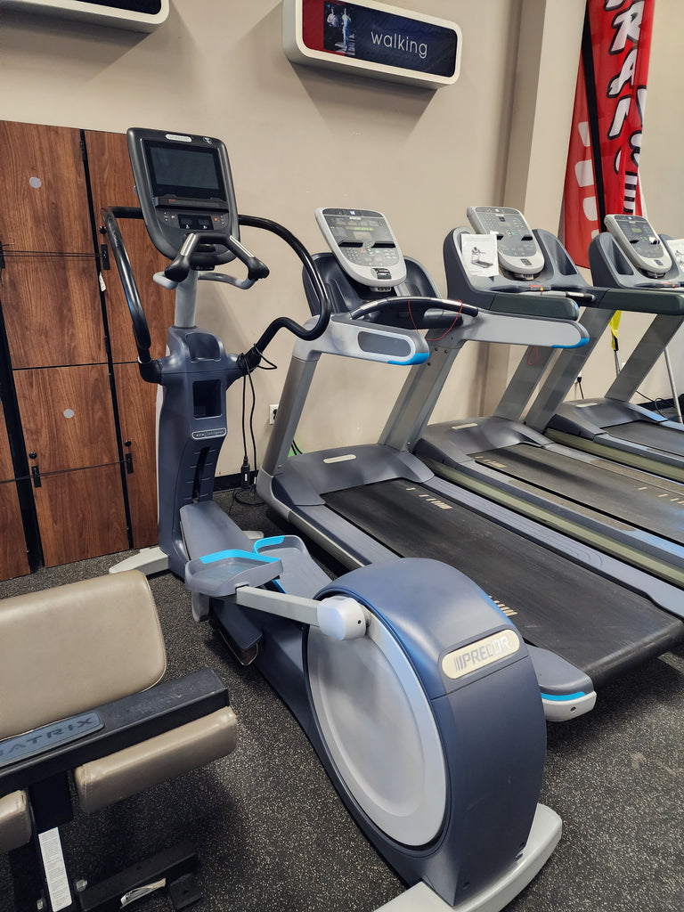 Precor EFX 863 Elliptical W/ P62 Console Converging Crossramp | CFF ...