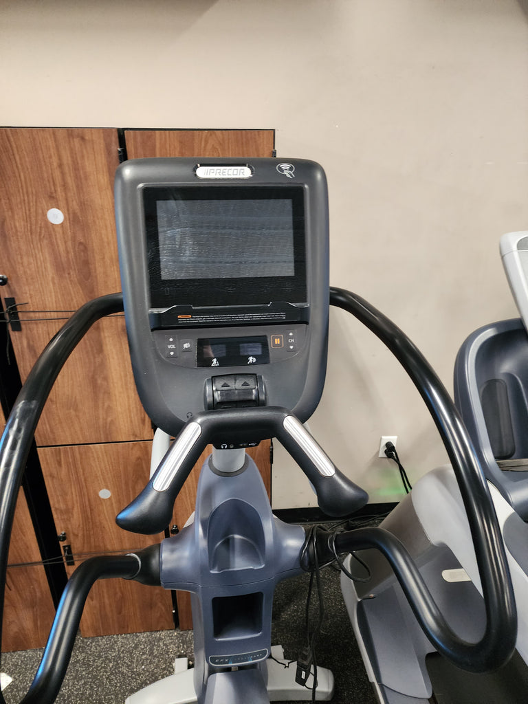 Precor EFX 863 Elliptical W/ P62 Console Converging Crossramp | CFF ...