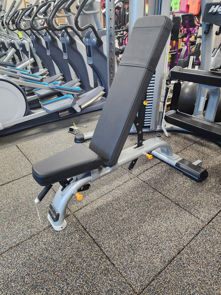 Precor Discovery Multi-Adjustable Bench DBR0119 | CFF Strength Equipment