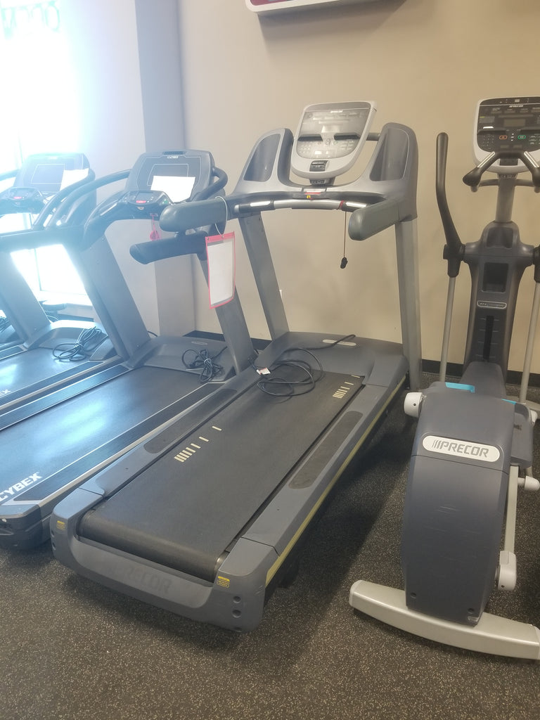 Precor TRM 833 Treadmill w/P30 Console | CFF Strength Equipment